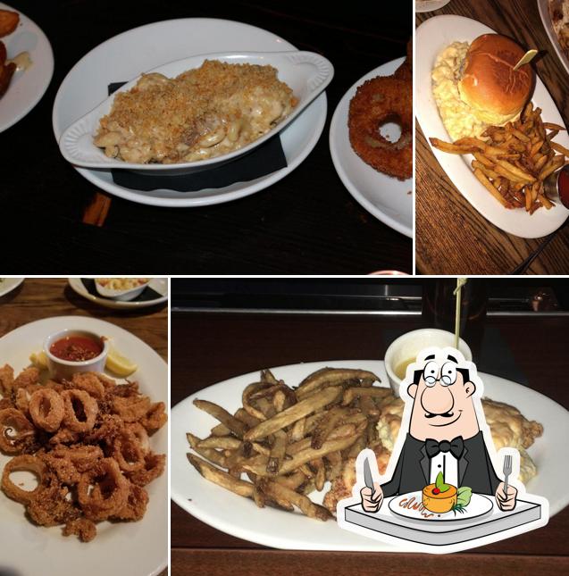 Craftsman Row Saloon in Philadelphia - Restaurant menu and reviews