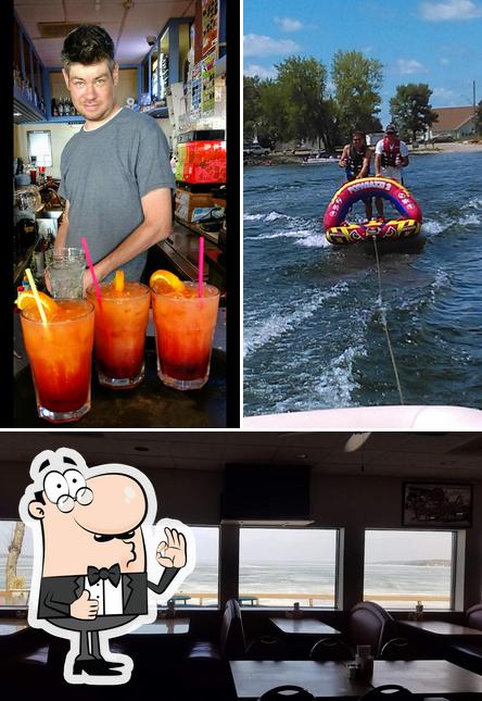 Water's Edge Bar & Restaurant, 731 MN-29 in Starbuck - Restaurant reviews