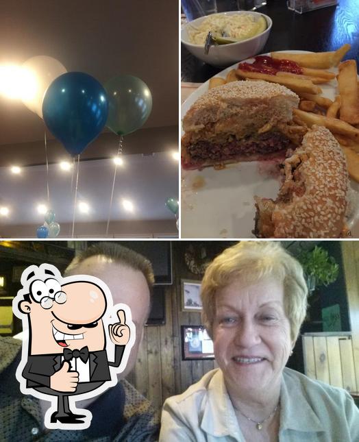 The Jon Thomas Inne, Bay Shore - Restaurant menu, prices and reviews
