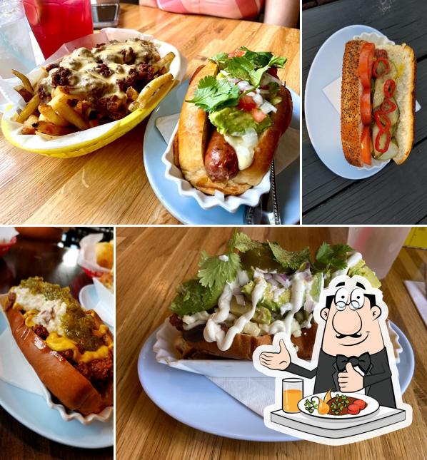 Good Dog Houston, 903 Studewood St in Houston - Restaurant menu and reviews