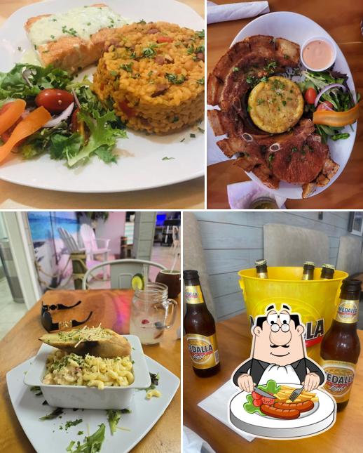 Cayo Azul, Buena Ventura Lakes - Restaurant menu, prices and reviews