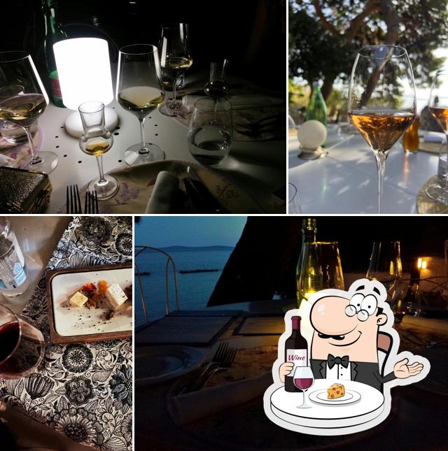 Dvor restaurant, Split, Put Firula 14 - Restaurant menu and reviews