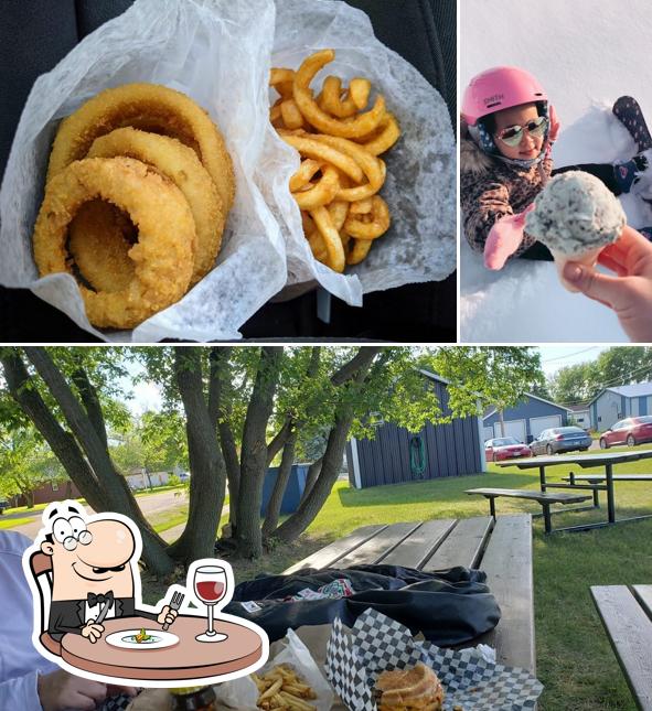 Joe Dandy's Drive-In, Oak Lake - Restaurant menu, prices and reviews