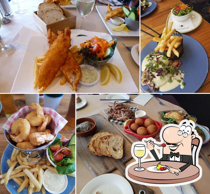 Sailmaster Tavern, 16 Arcadia Ct in North Haven - Restaurant menu and ...