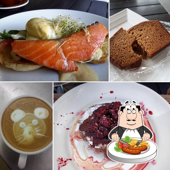 Yello Cafe in Nelson - Restaurant reviews