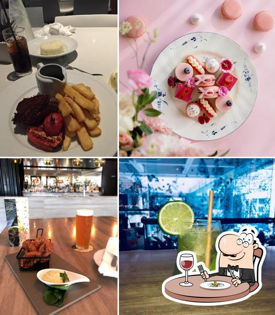 Pearls Bar, Main Beach - Restaurant menu, prices and reviews