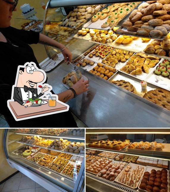 Plaza Cafè da Baccaro, Palmariggi - Restaurant reviews