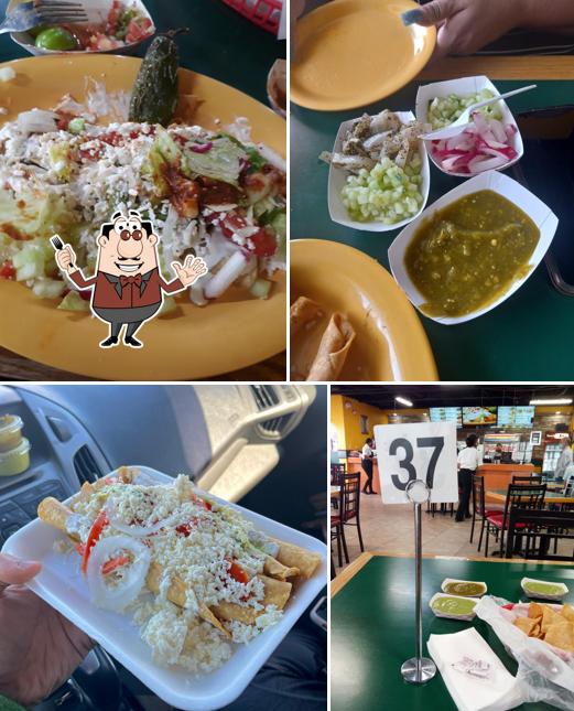 Taqueria El Cometa, 4131 N Mesa St in El Paso - Restaurant menu and reviews