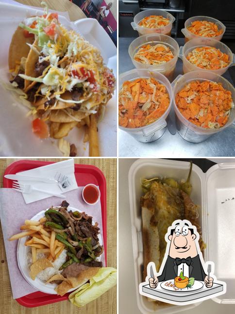 Tom's Jr Famous Chili Burgers, Los Angeles - Restaurant menu, prices ...