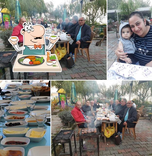 Firuze Mangalbaşı, Estambul - Menú del restaurante, precios y reseñas
