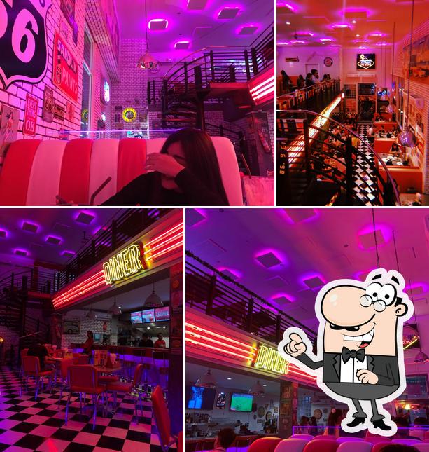 V8 Diner pub & bar, Bangkok, 32/2 Sukhumvit Soi 11 Insanity Building ...