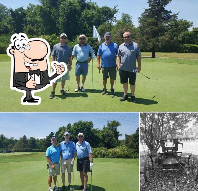 Green Valley Country Club in Portsmouth - Restaurant menu and reviews