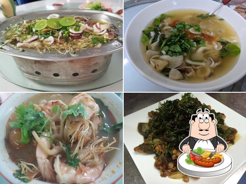 Ped Restaurant, Samnak Kham - Restaurant menu, prices and reviews