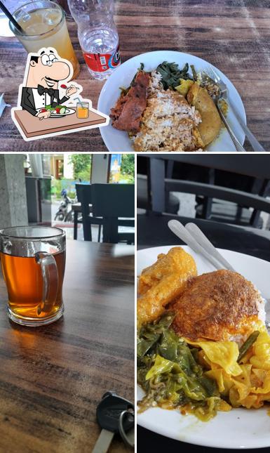 RM Padang Restu Bundo Bersaudara, Lamongan - Restaurant menu, prices ...