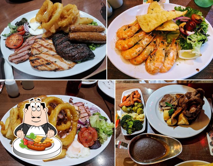 The Highwayman Inn, Port Rd in Rhoose - Restaurant menu and reviews