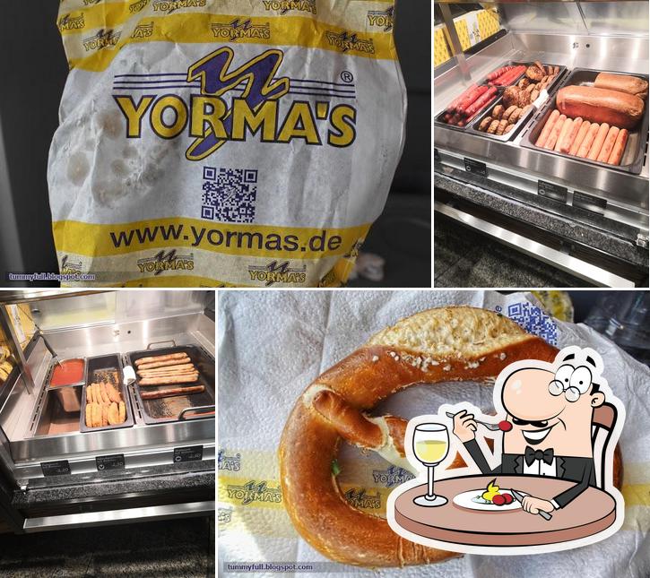 YORMA'S München U-Bahn 2 fast food, Munich, Bahnhofpl. 2 - Restaurant ...