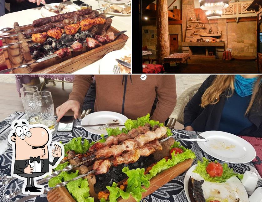 Dzveli Sakhli restaurant, Tbilisi, 3 Mtkvris Marjvena Sanapiro ...