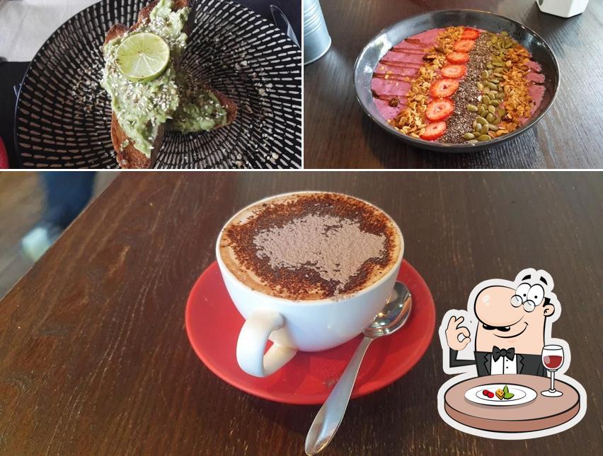 Coffeed Cafe, Aberfoyle Park - Restaurant menu, prices and reviews