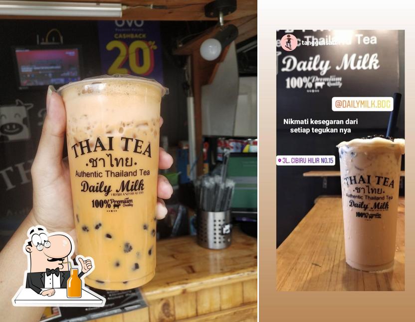 Daily milk Susu murni,Thai tea,Yakult series. cafe, Bandung ...
