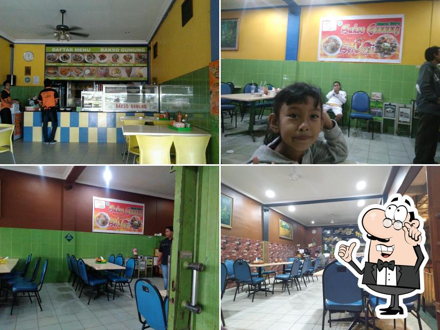 Bakso Gunung Genta restaurant, Batam, Blok GG - No. 1 Ruko Puri Niaga ...