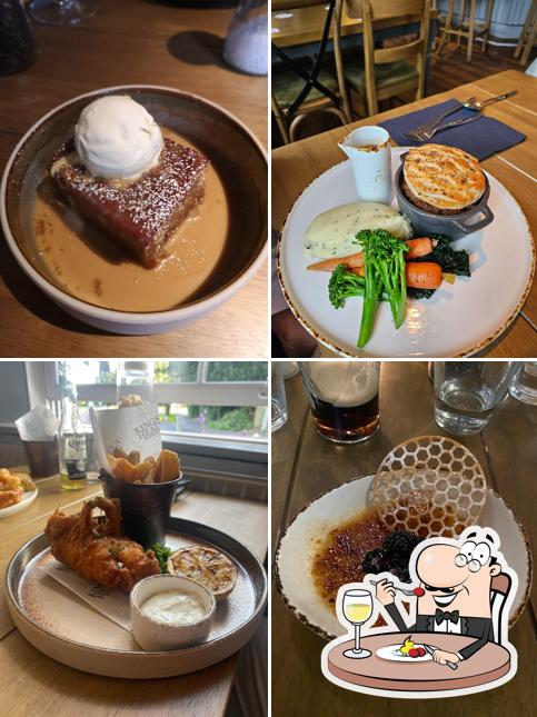 Kings Head, 39 Yarmouth Rd in Blofield - Restaurant menu and reviews