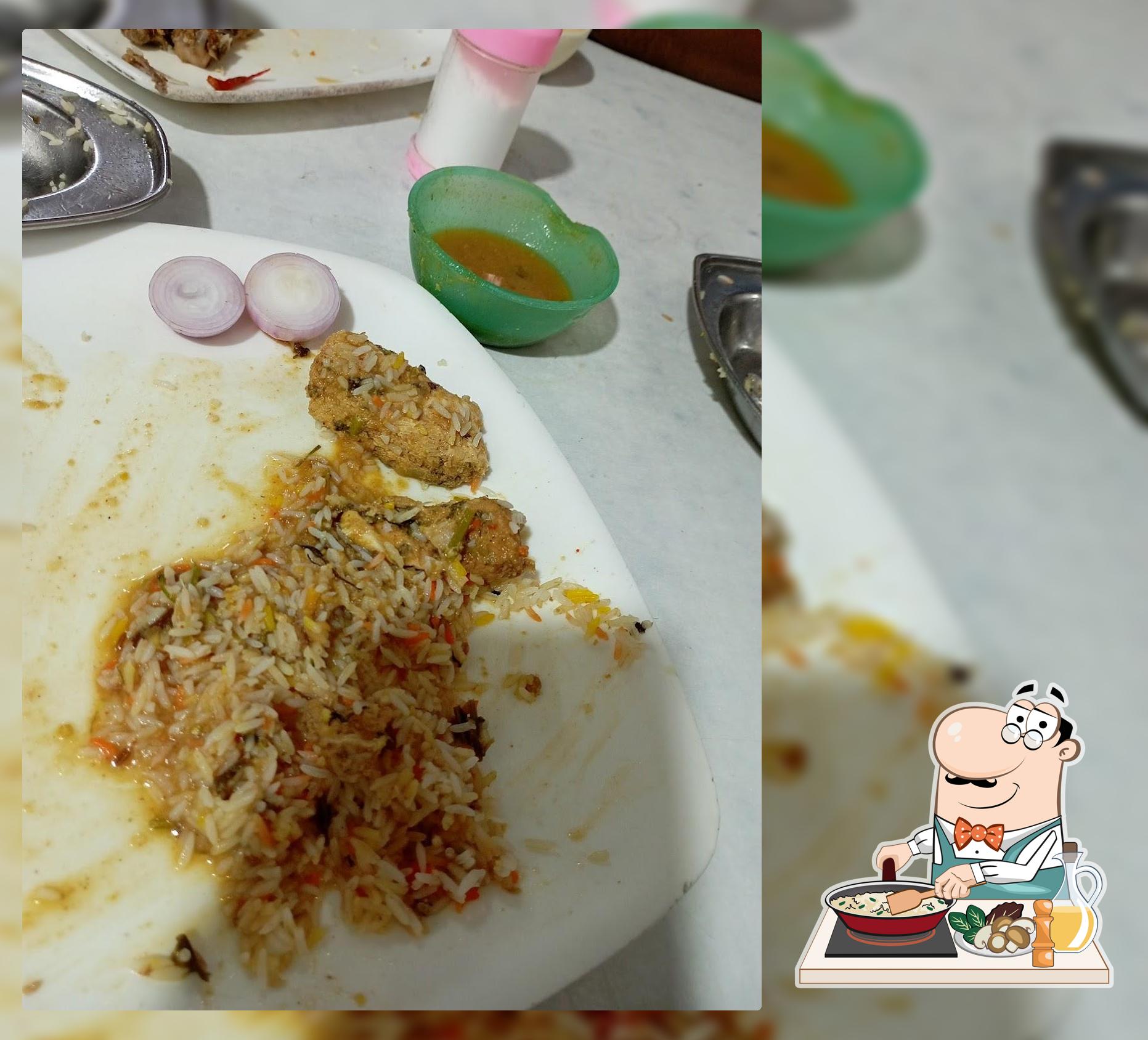 Raja Chicken Biryani Center, Kamptee - Restaurant reviews