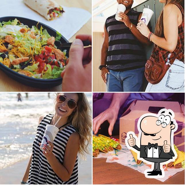 Taco Bell, 6606 Dalrock Rd in Rowlett - Restaurant menu and reviews