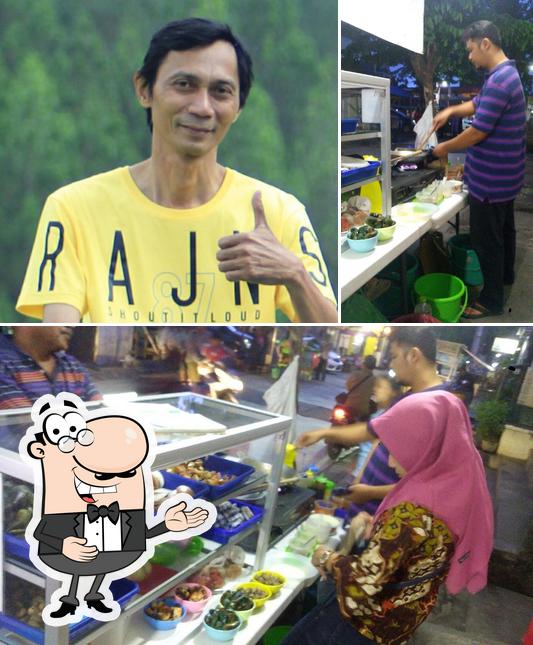 Special Kerang Maknyus restaurant, Semarang