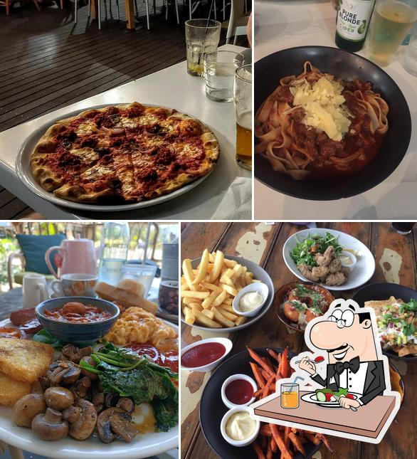 Find the best place to eat in Trinity Beach, spring 2024 - Restaurant Guru