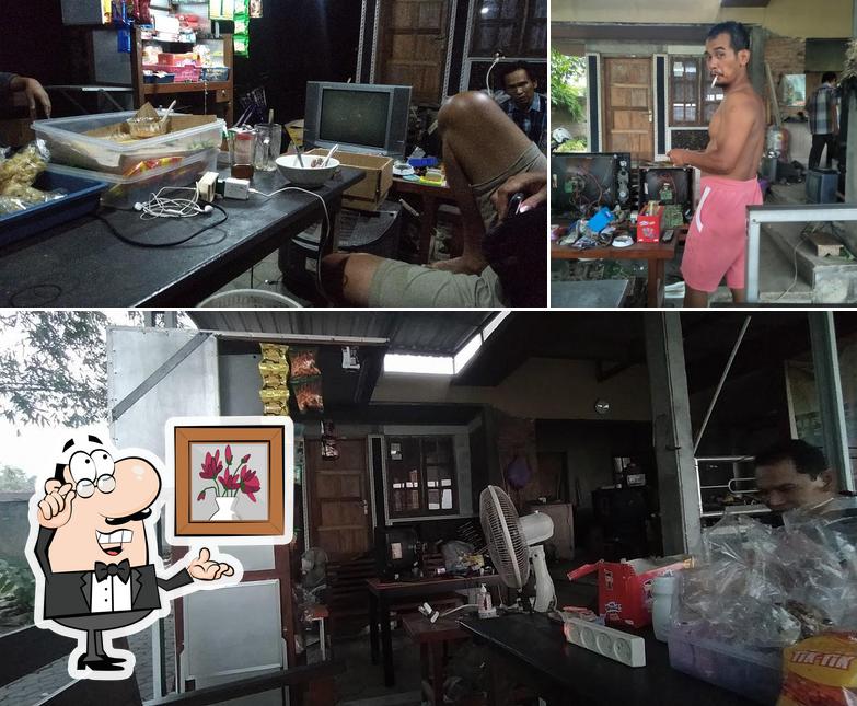 WARUNG KOPI DAN SERVICE ELECTRONIC PAK MASTENG cafe, Godean