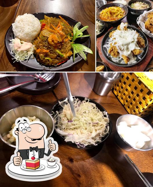 Nollowa Chicken Restaurant, Hanoi - Restaurant menu, prices and reviews