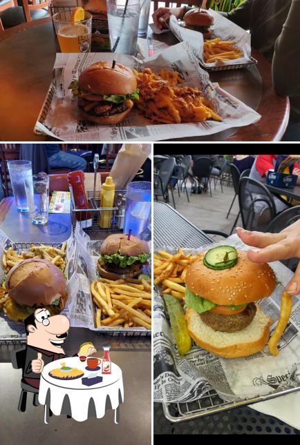 Burger Moe's in Saint Paul - Restaurant menu and reviews