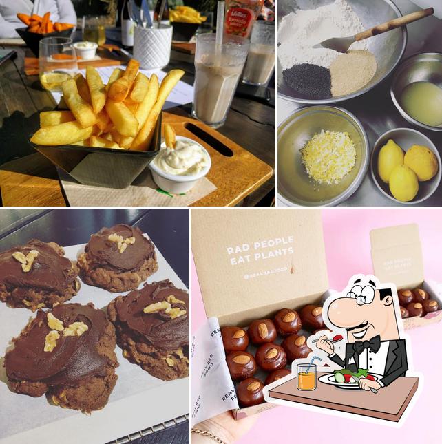 Top 5 restaurants with brownies in Whangamata, november 2025 ...