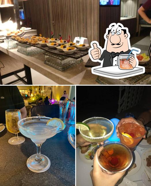 Straight Up Rooftop Bar at Seda Vertis North, Quezon City - Restaurant ...