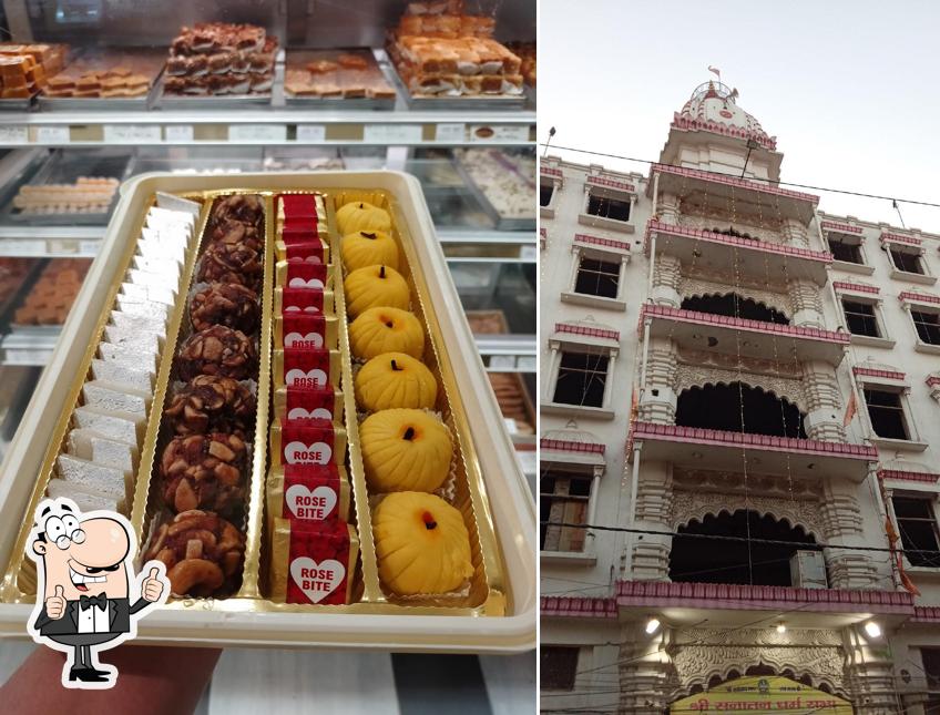 Monga Sweets, Delhi, J4X3+G7J - Restaurant reviews