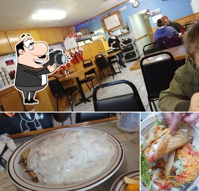 Blue Goose Cafe in Fennville - Restaurant menu and reviews