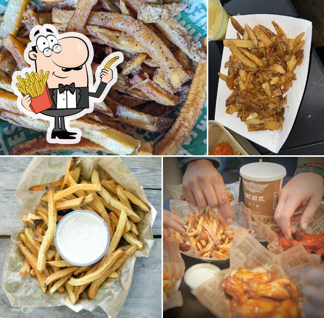 Wingstop, 5300 S Dorchester Ave in Chicago - Restaurant menu and reviews