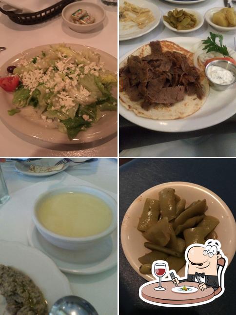 Kostas Greek Cafe, Plano - Restaurant menu, prices and reviews