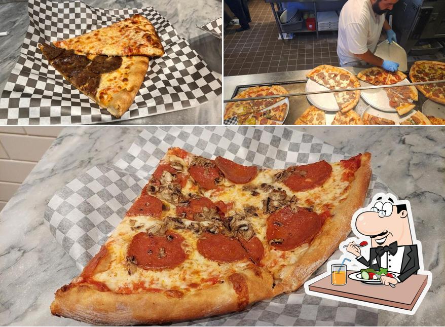Secret Pizza, Las Vegas - Restaurant menu, prices and reviews