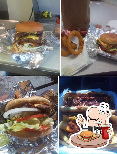 Comida rápida Ricky's Famous Chili and Burgers, Kansas City