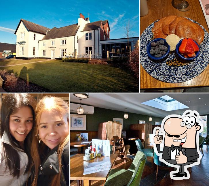 The Ivy House - JD Wetherspoon, Alton - Restaurant menu, prices and reviews