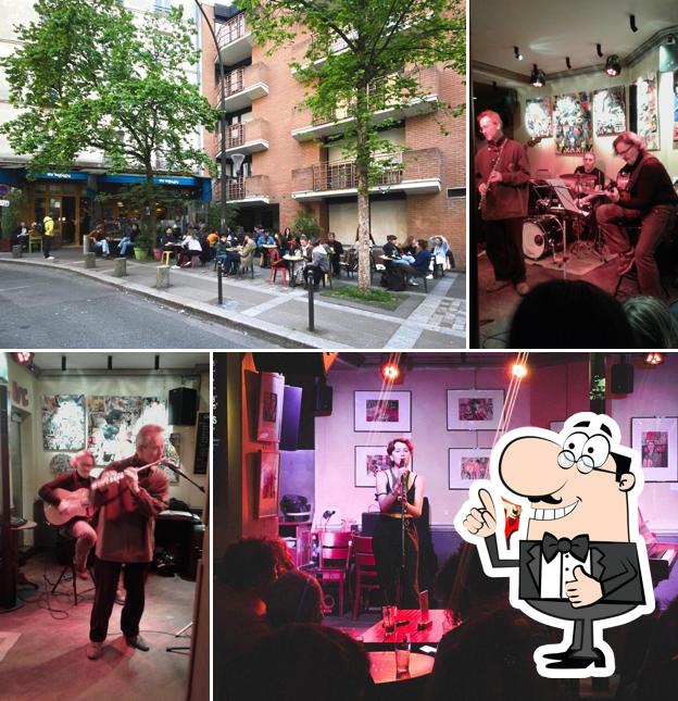 Lou Pascalou pub & bar, Paris, 14 Rue des Panoyaux - Restaurant reviews