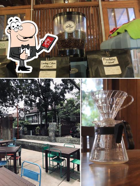 Kopi Anjis & Roti Gempol Cigadung, Bandung - Restaurant menu, prices ...