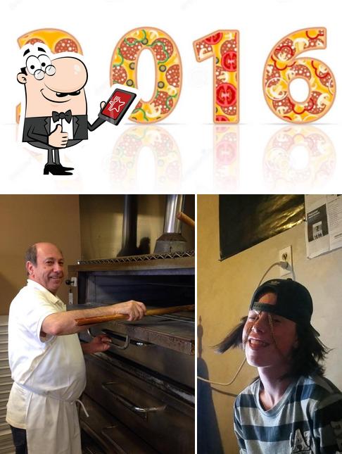 Cyprus Pizza, London - Restaurant menu, prices and reviews