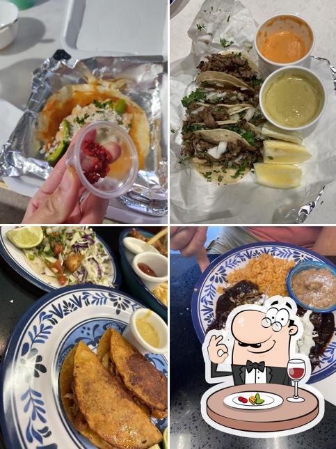 La Lucha Mexican Kitchen, Santa Ana - Restaurant menu, prices and reviews