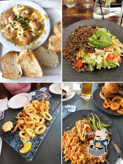 The Crooked Cue, Port Credit, Mississauga, 75 Lakeshore Rd E in ...