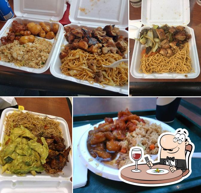 Ruby Thai Mall of America, 379 South Avenue in Bloomington - Restaurant ...