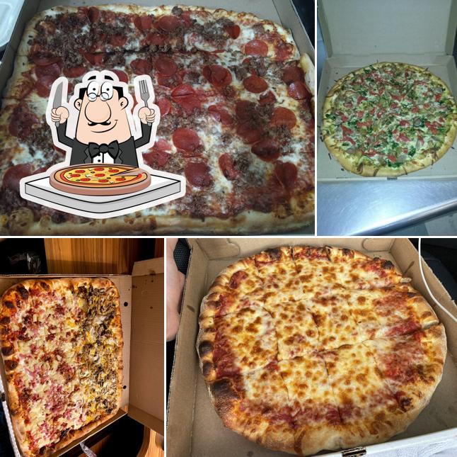Italian Friendly Pizza-Grinder in Holyoke - Restaurant menu and reviews