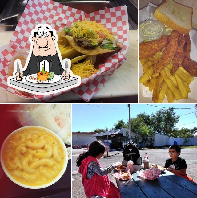 Vick's Famous Hamburgers, 626 N Port Ave in Corpus Christi - Restaurant ...