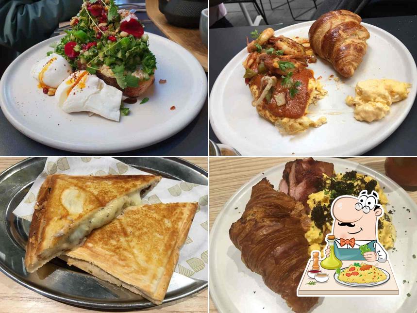 Devon Cafe Barangaroo, Barangaroo - Restaurant menu, prices and reviews